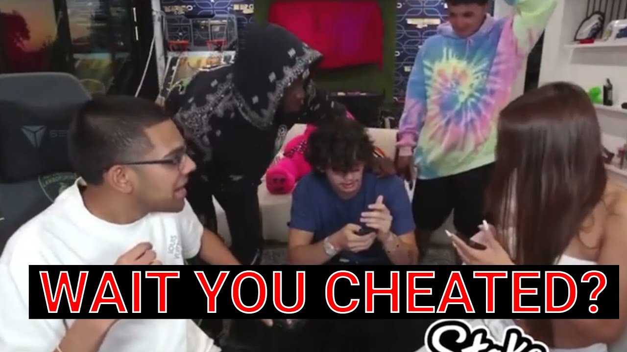 Streamers Who Exposed Their Girlfriends LIVE on Stream - YouTube