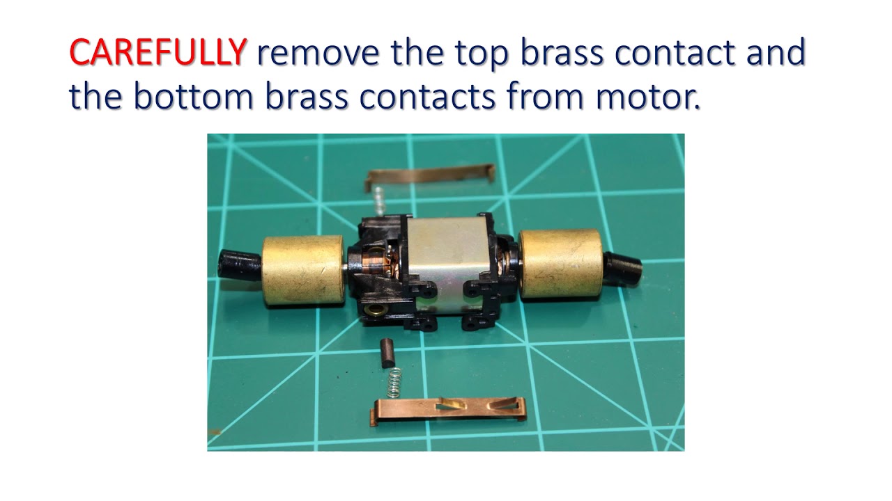 INSTALLING DCC DECODERS IN ATHEARN BLUE BOX LOCOMOTIVES movie - YouTube