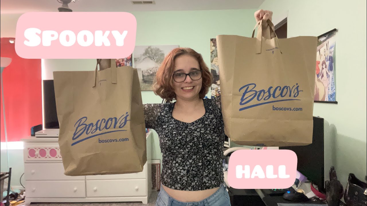 Try on spooky fits with me - YouTube