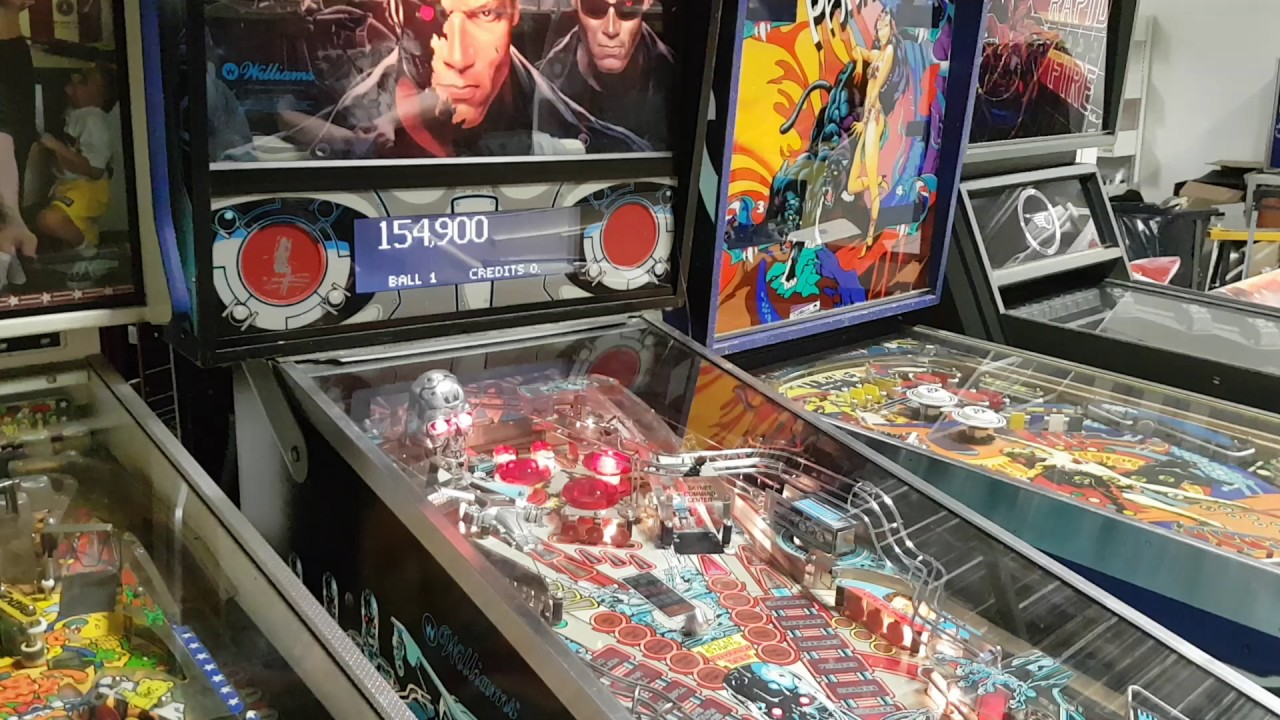 Testing an LCD DMD on a Terminator 2 pinball machine - YouTube