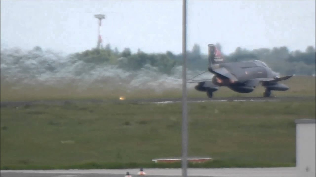 F 4 Phantom II - Take off - YouTube