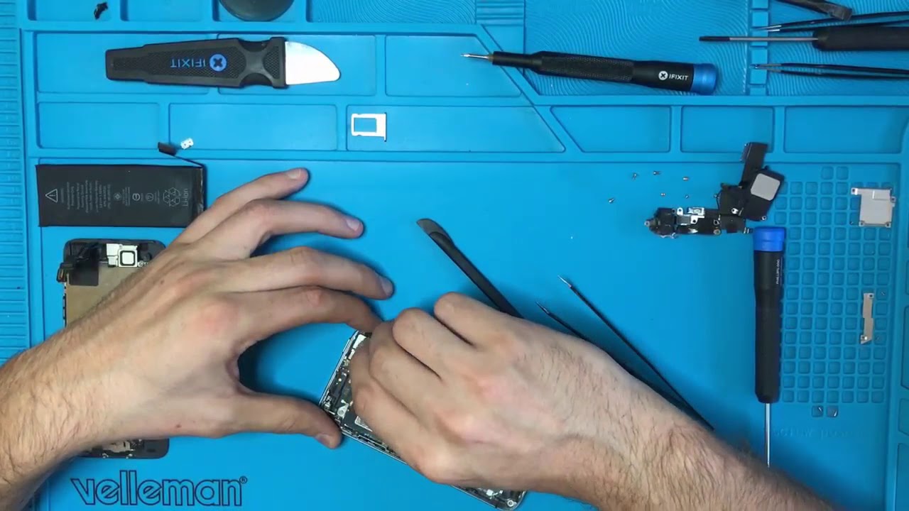 iPhone 5s Disassembly / Teardown - YouTube
