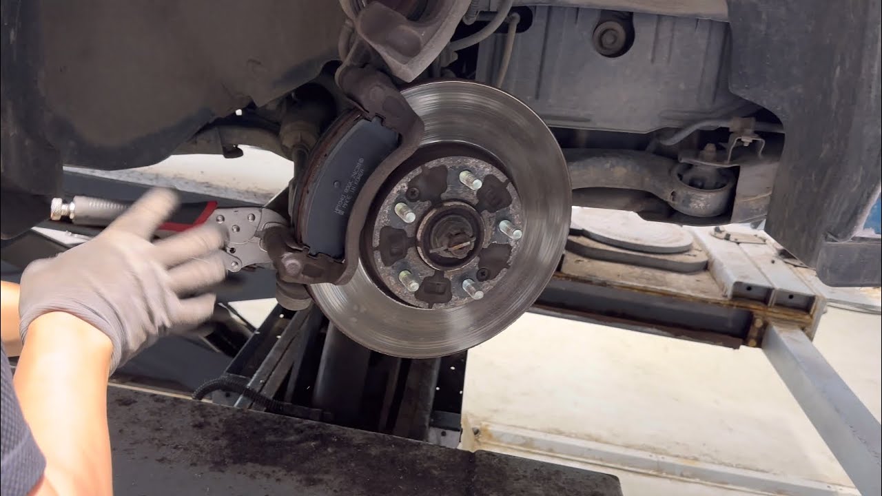 Disk brakes changing process - YouTube