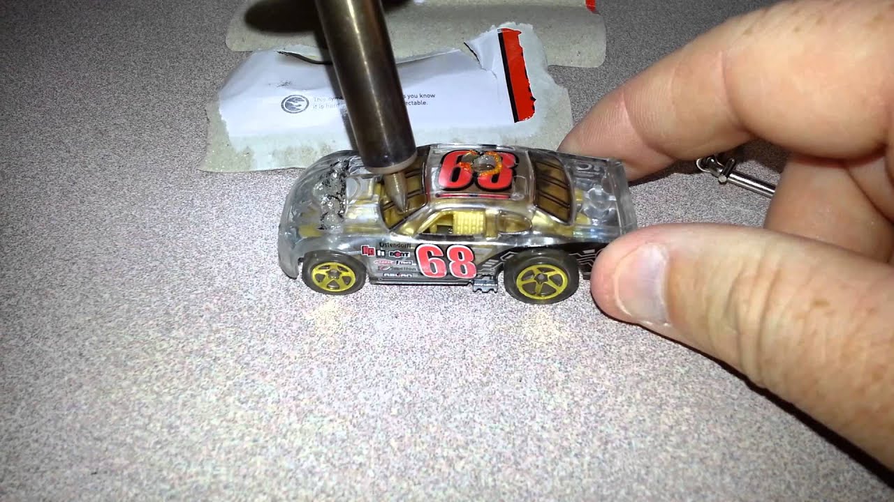 Hot Wheels Treasure Hunt VS Soldering Gun - YouTube