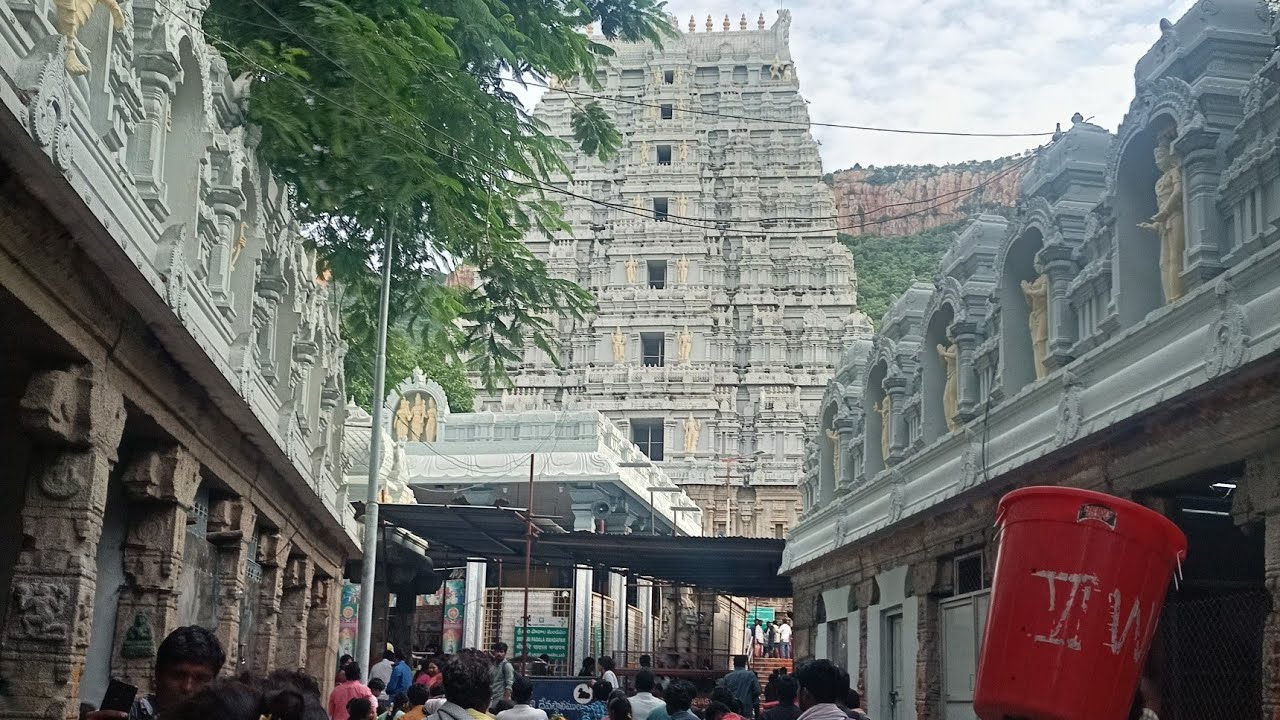 Tirupati alipiri steps to tirumala temple #temple #tirumala #balaji ...