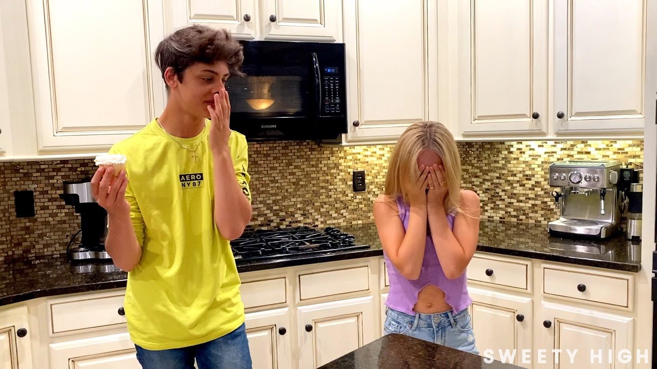 Exclusive Sneak Peak: Lily K Crying On Who's Birthday?! - YouTube