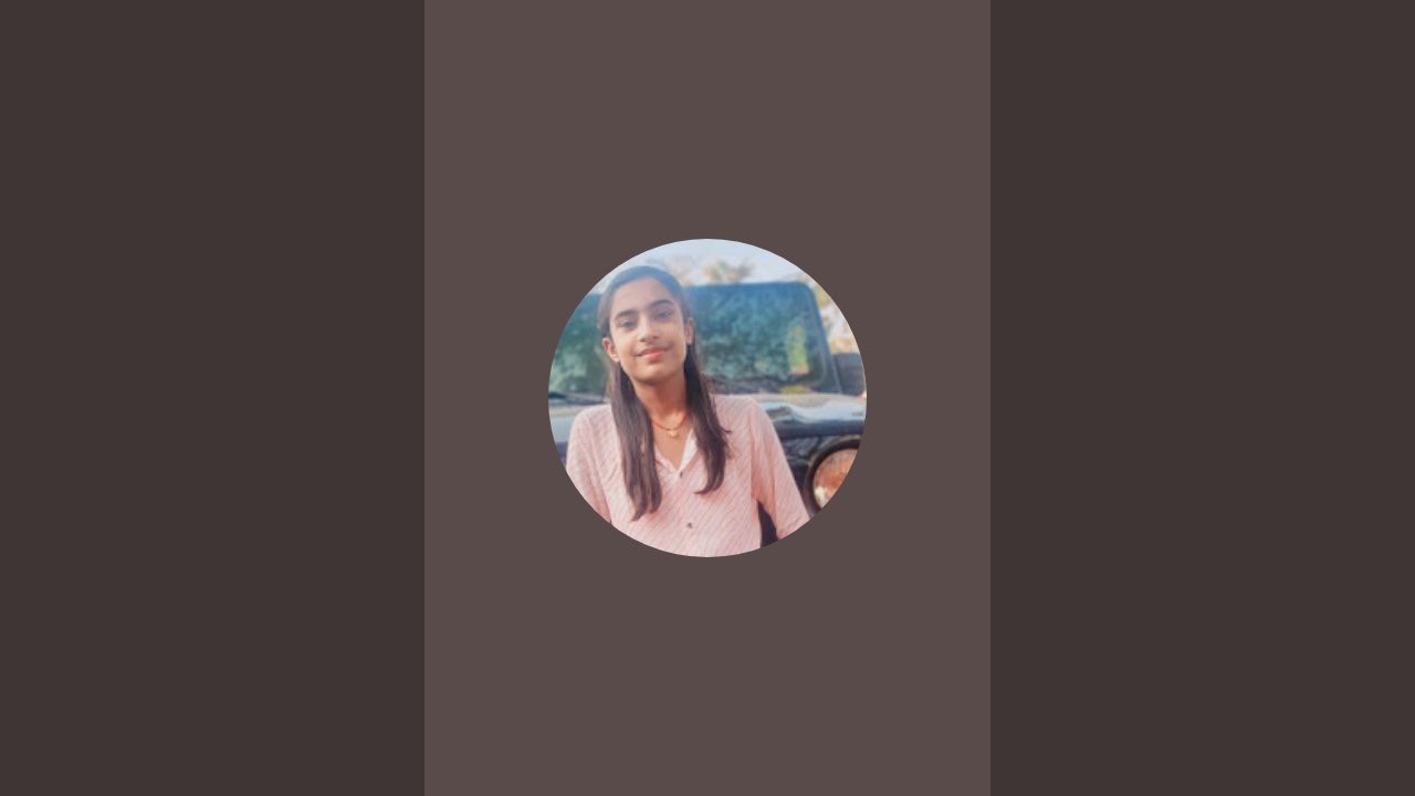 Saloni pandey is live - YouTube