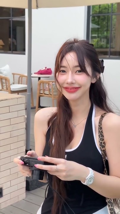 Soo sweet And Preity girl - YouTube