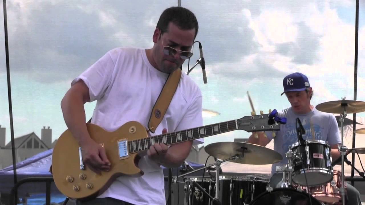 ALBERT CASTIGLIA "Let The Big Dog Eat" - Riverfront Blues Festival 2015 ...