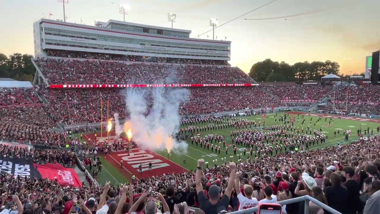 2022 NC STATE VS. TEXAS TECH, TEAM ENTRANCE - YouTube