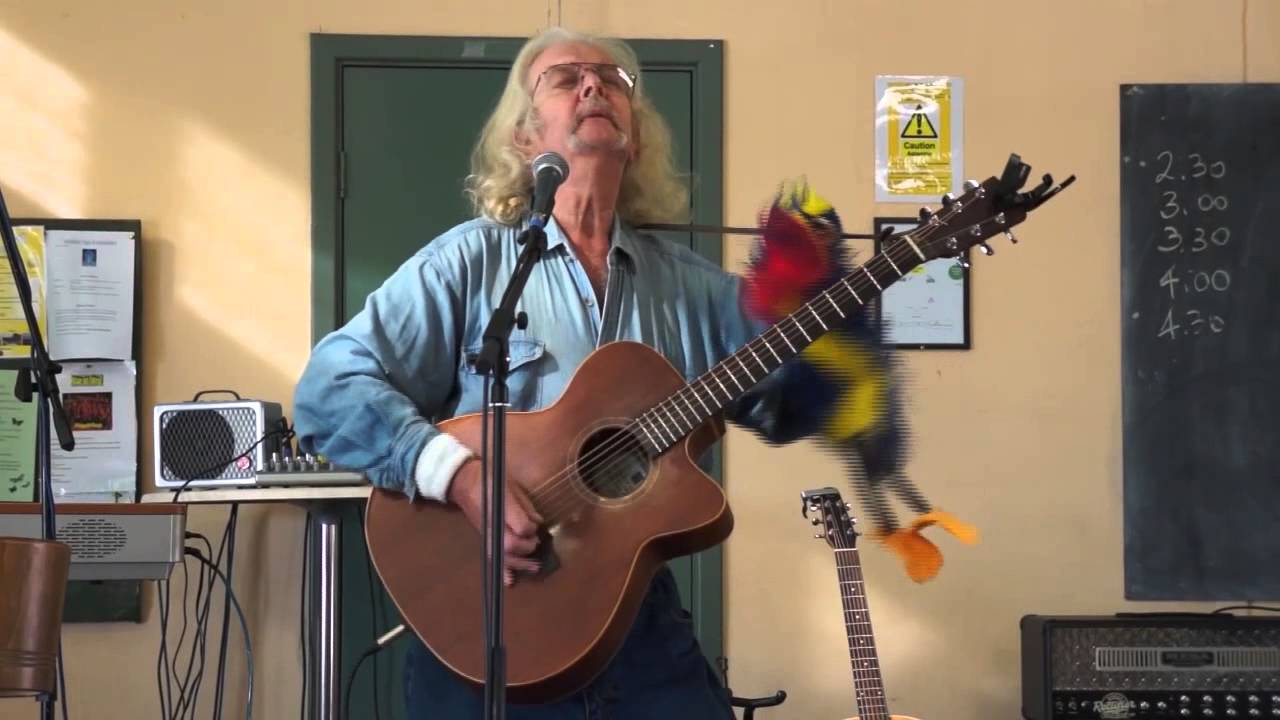 Robert Holmes - a medley - YouTube