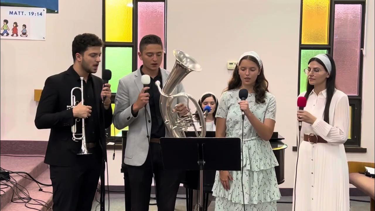 Mă simt lovit dar nu înfrânt - YouTube