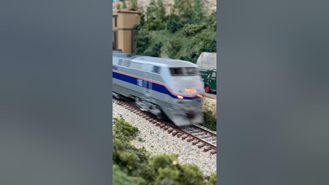 Amtrak 18 on the Waco sub #modeltrains #texas #funrun #samra #fun #hoscale #dcc #amtrak # ...