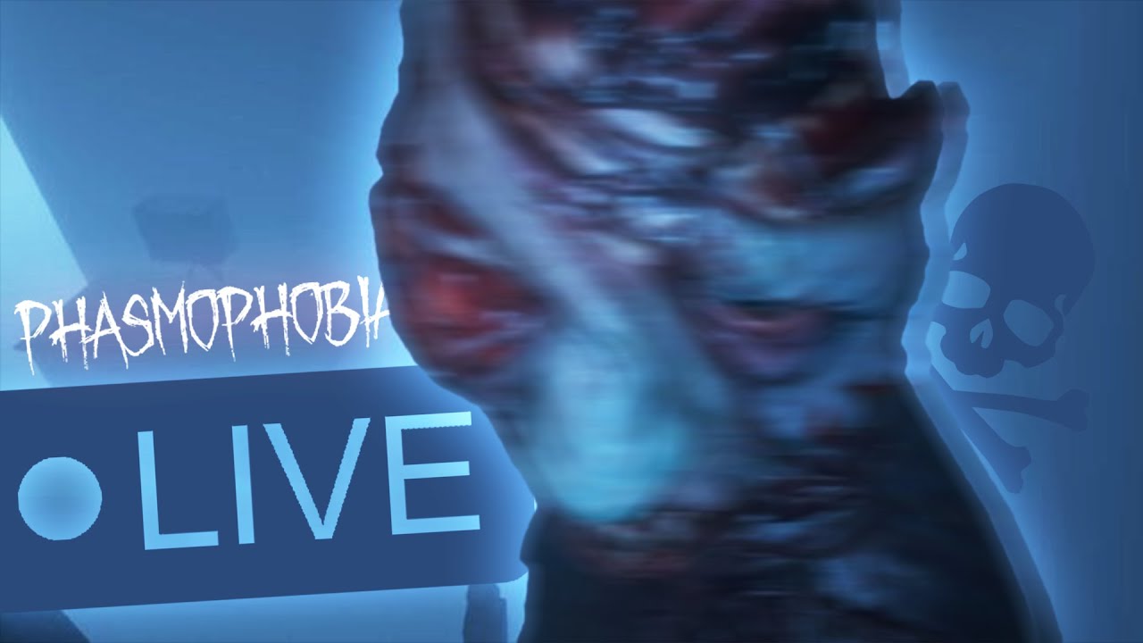 Getting Better at Busting Ghosts in Phasmophobia😳 - YouTube