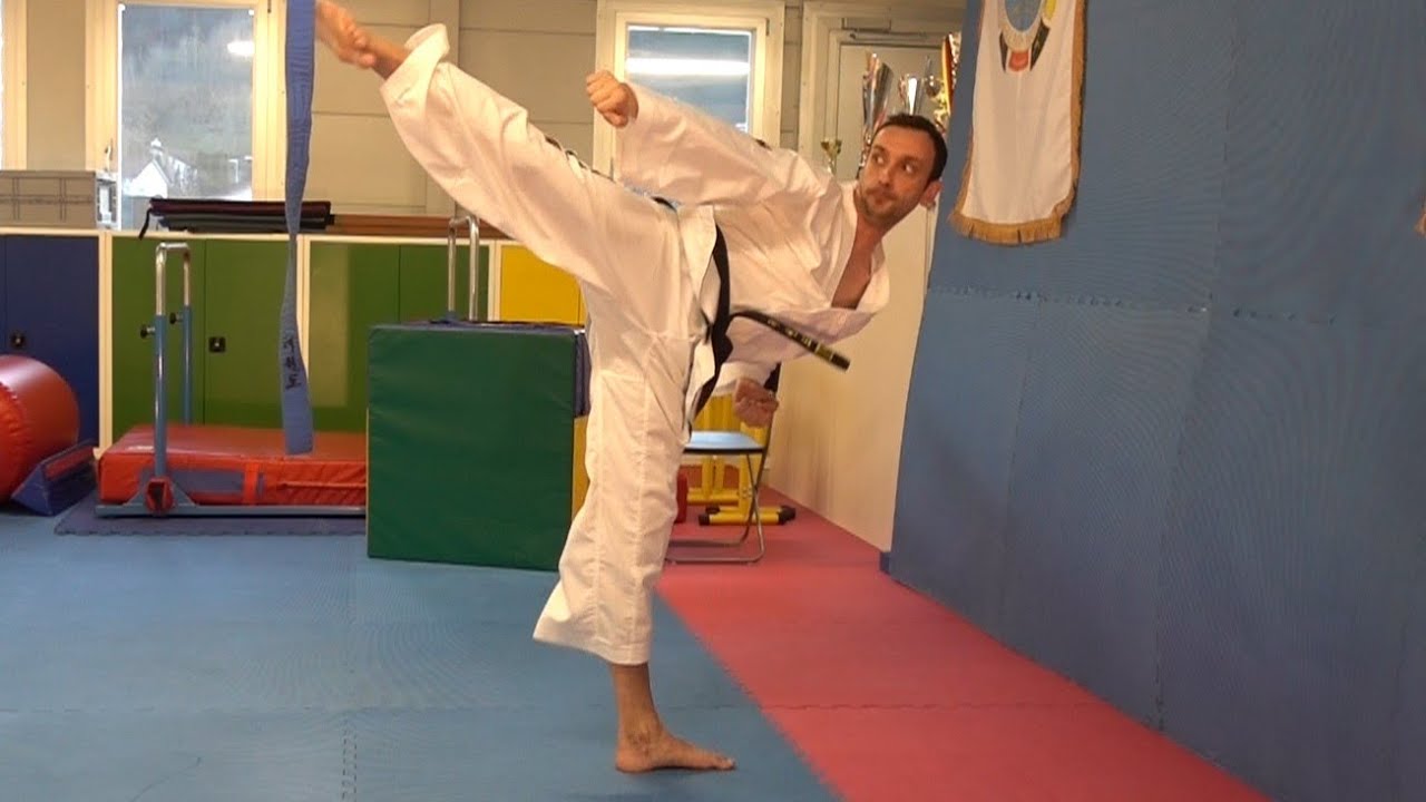 Yop Chagi verbessern 1 mit Matija - YouTube