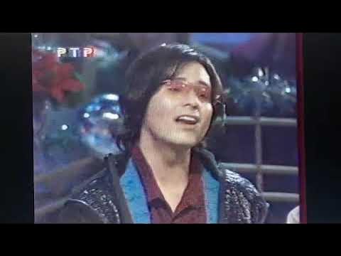 Мурат Насыров "Беловежская пуща"/ Отрывок передачи "Два рояля", 2000 год - YouTube