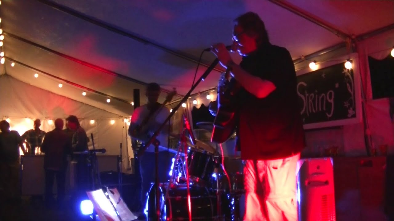 Fairport Reunion 2014 026 Jon Strong Band - YouTube