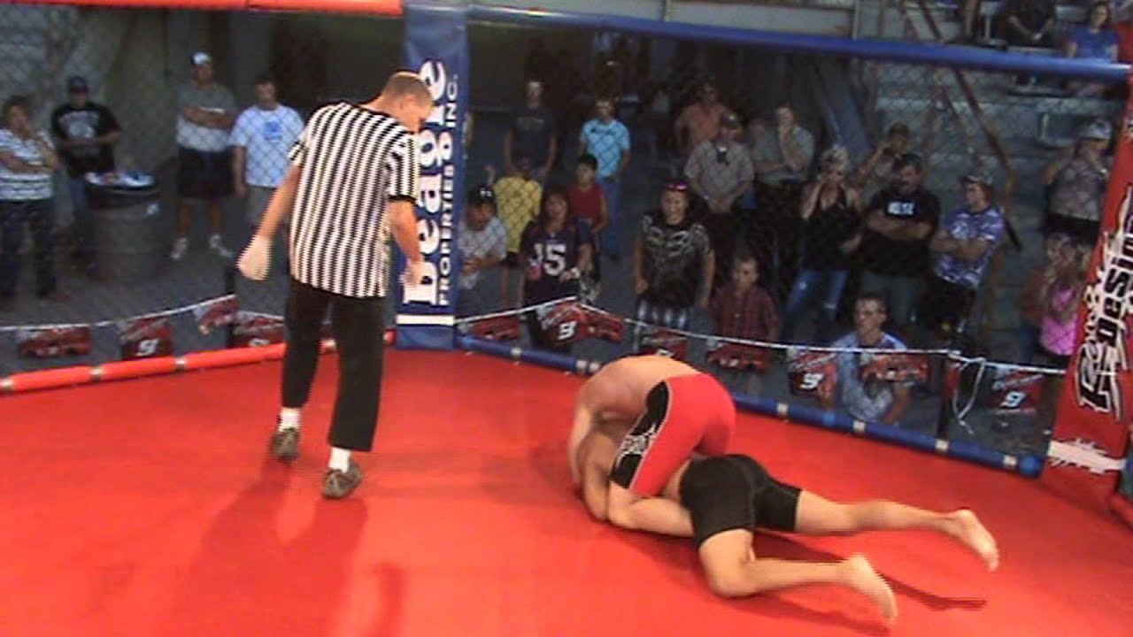 Brian Sanders 'The Machine' VS Brandon Anderson 'Loose Cannon' MMA ...