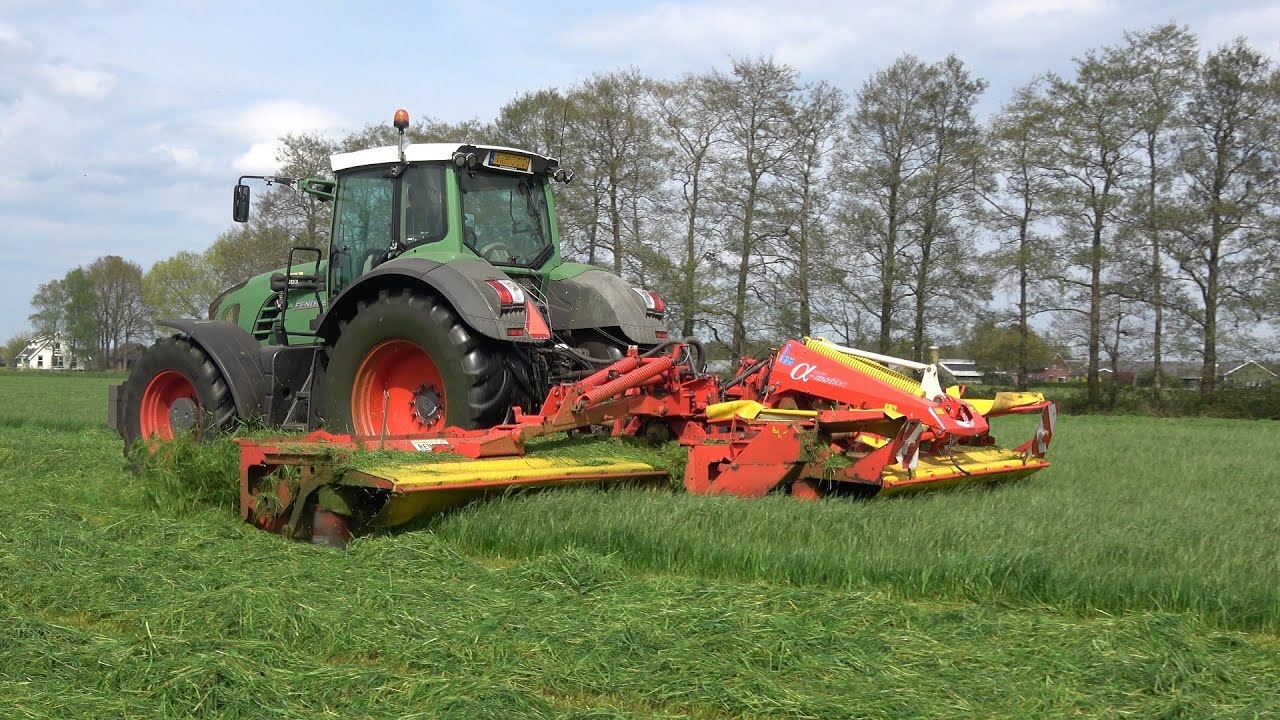 1e snede gras maaien met Fendt 933 Vario met omkeerinrichting en ...