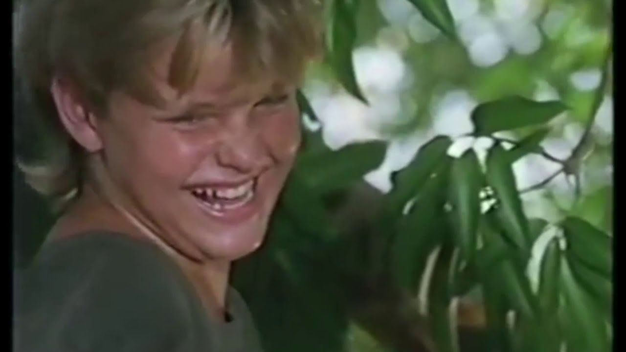Magic Island - Pizza Tree Scene - Zachery Ty Bryan - YouTube