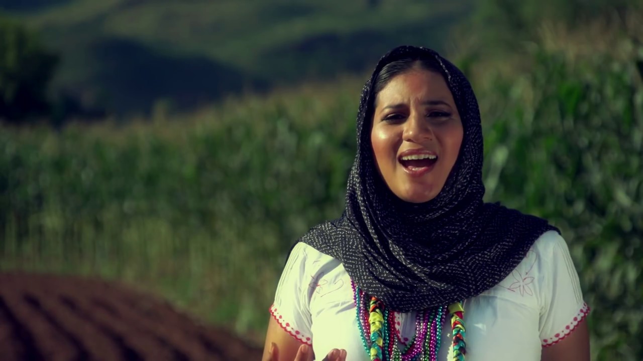 Canción Mixteca interpretada por la soprano Patricia Trujano Granados ...