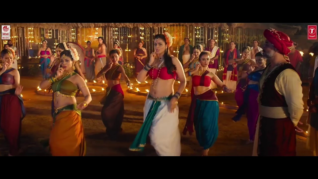Iniya hot song short clip 3 - YouTube