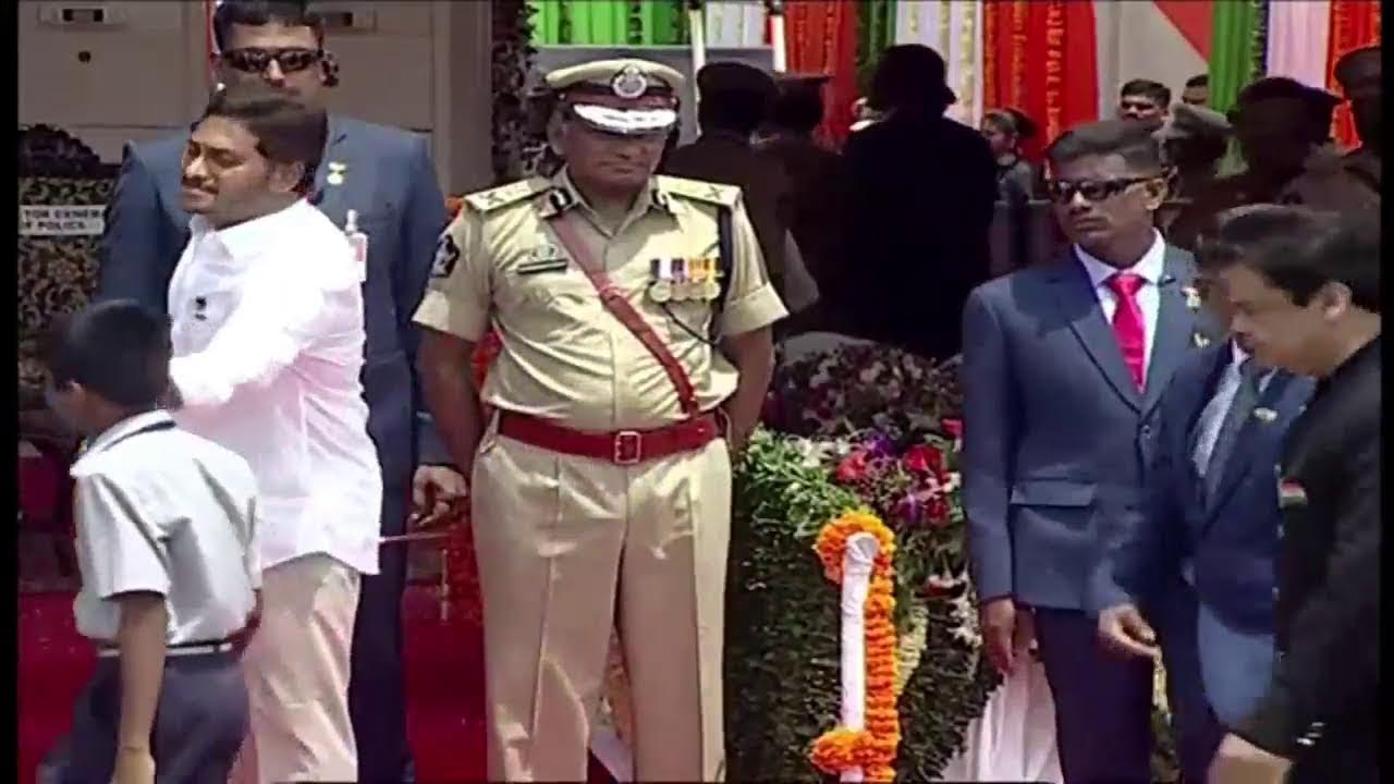 AP CM YS Jagan Unfurls the National Flag and Participate in Independence Day Celebrations at ...