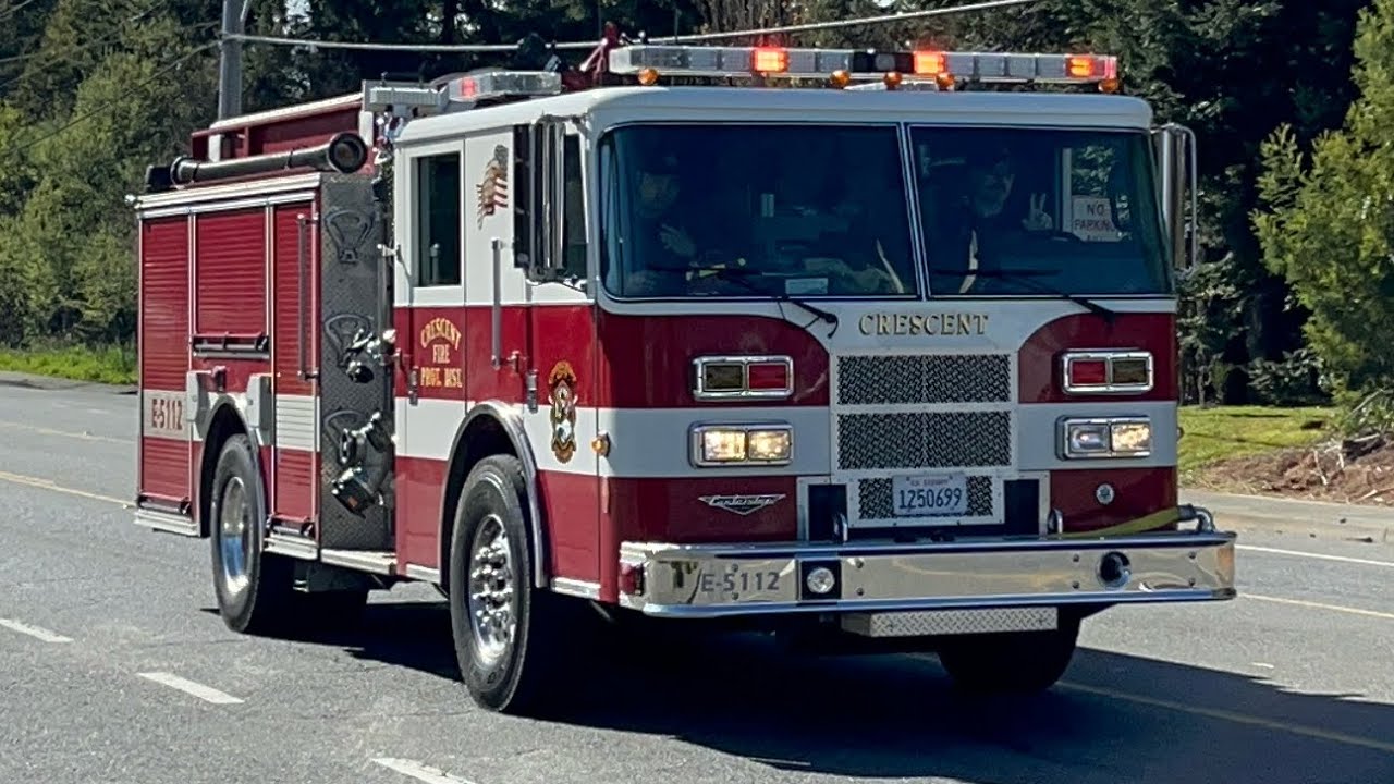 Crescent City Fire and Rescue Engine 5112 Responding - YouTube