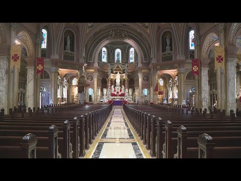 Our Lady of Victory Basilica holiday masses - YouTube