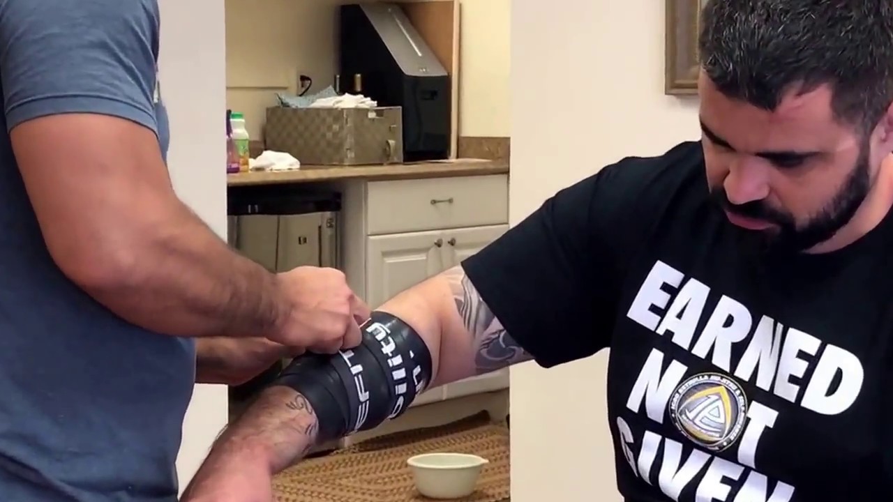 Voodoo Floss- elbow tendinitis for BJJ practitioners - YouTube