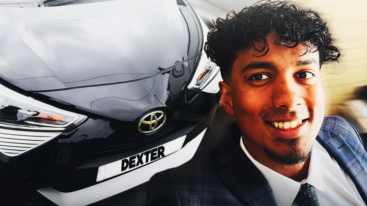UNDERGRADUATE UNI STUDENT'S FIRST WEEK ON THE JOB!!! MEET DEXTER ...