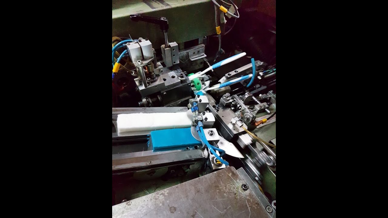 Zahoransky ZT2000E Toothbrush Machine - YouTube