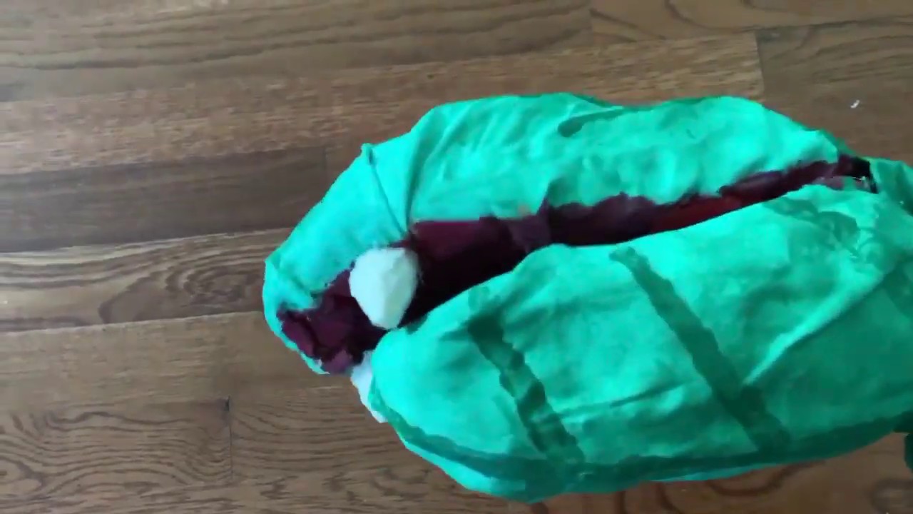 How my Audrey II Pod II puppet turned out - YouTube