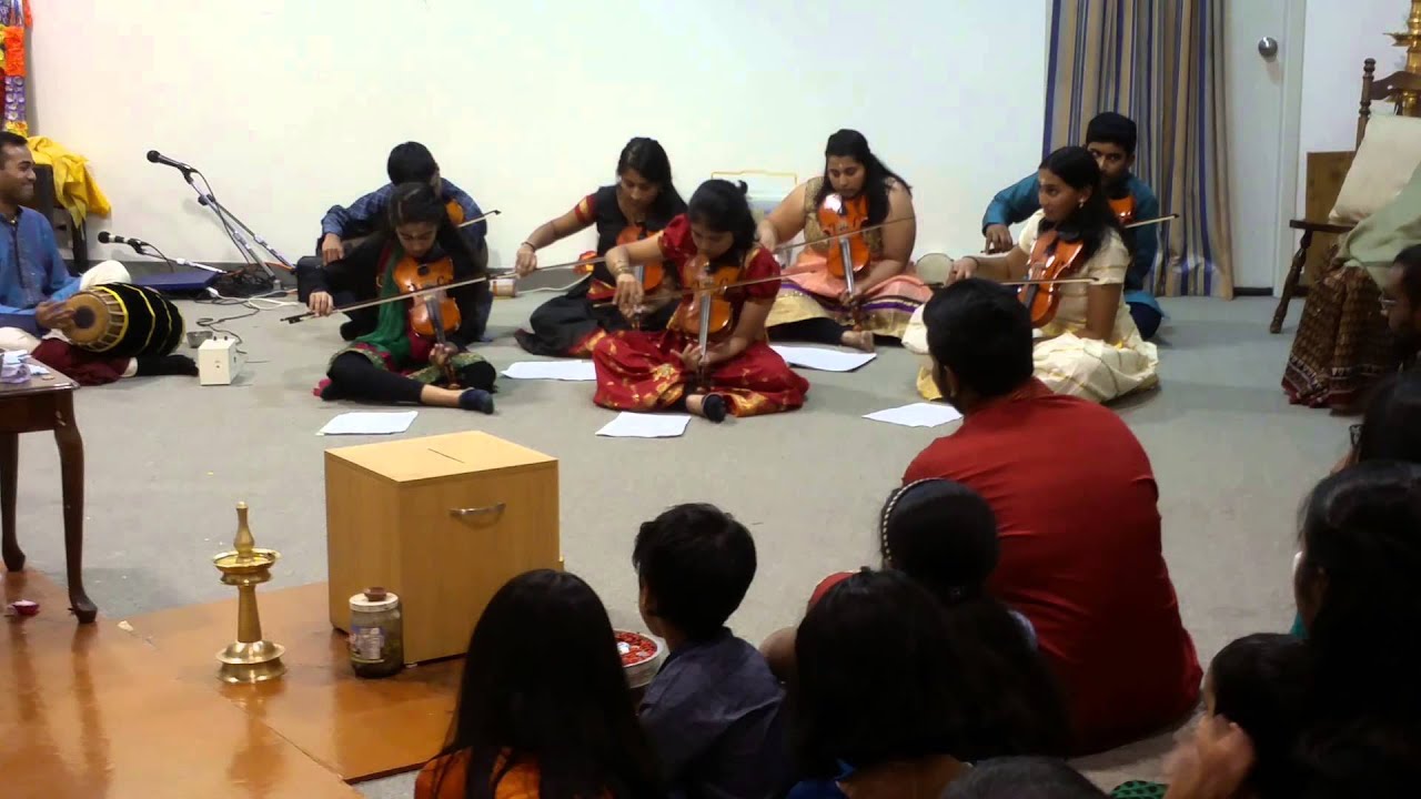 Dandamu Patterura Violin Performance - YouTube