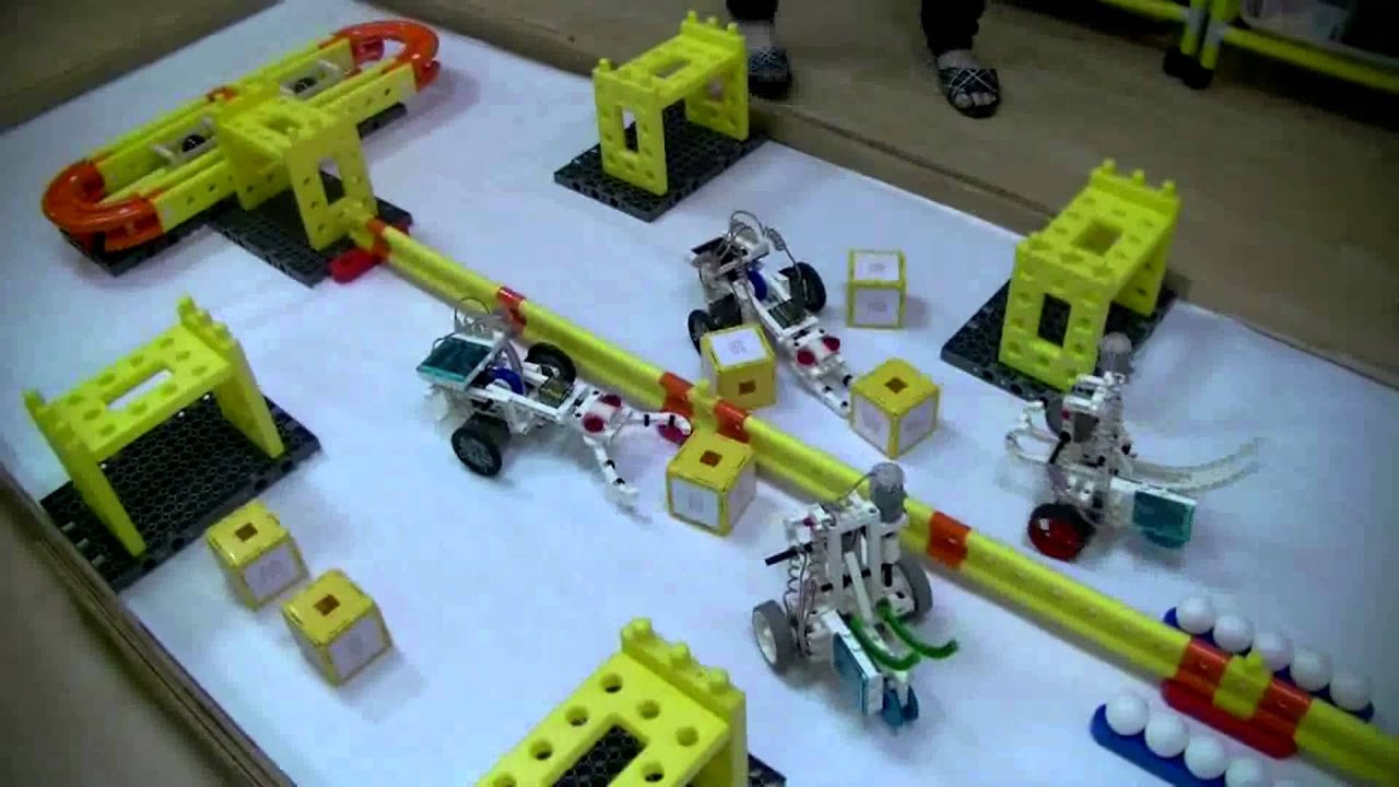 2016 世界夯機器人大賽 R4M 示範影片 - YouTube