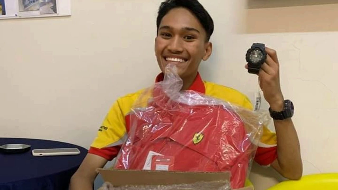 Pelajar 5A staff shell dapat hadiah Dari bos2 besar shell - YouTube