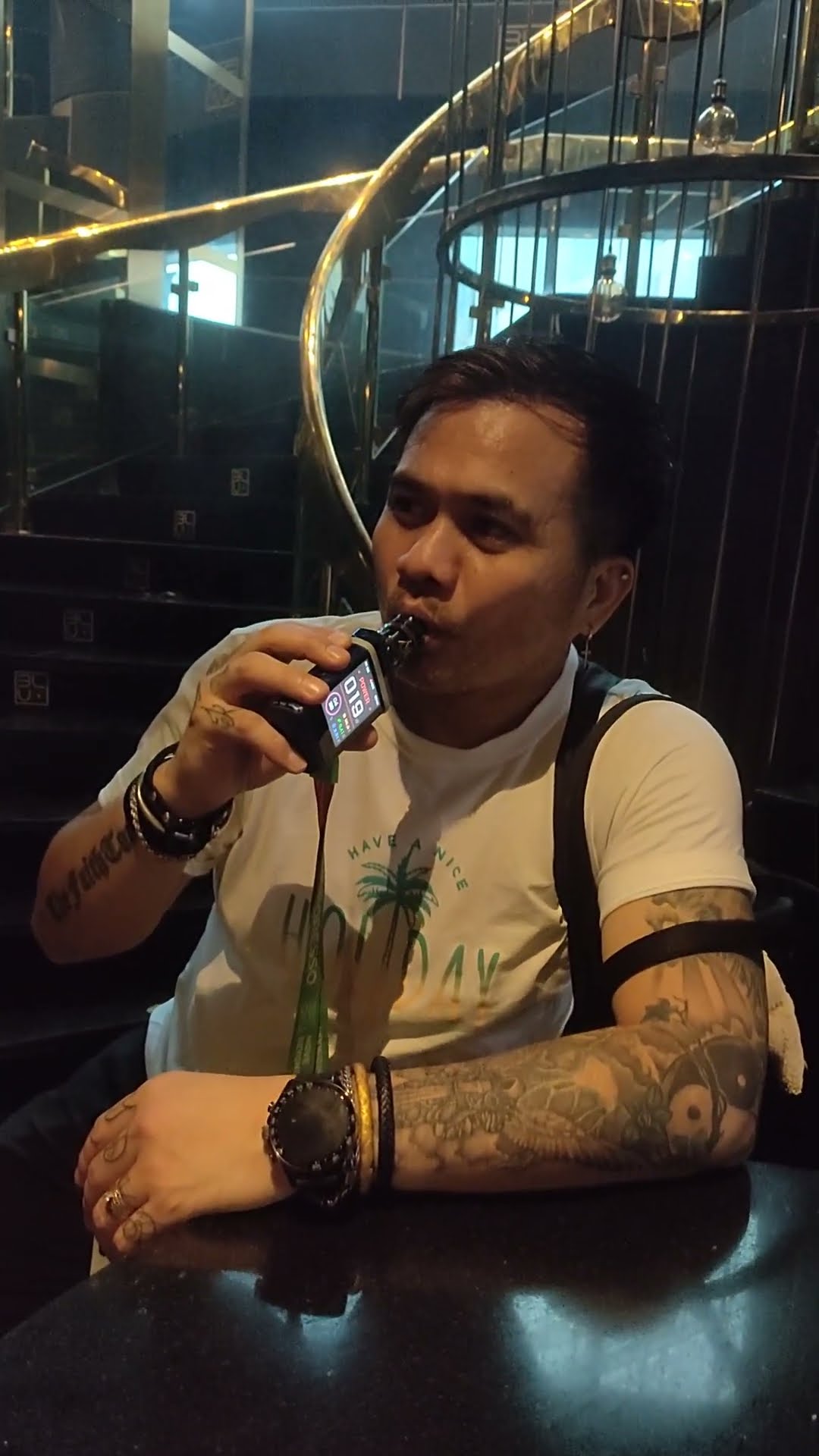 BULHOT PA MORE I ENJOY LIFE I KUYZ SyDXB #nightlife #dubai #viral #viralvideo #viralshorts - YouTube