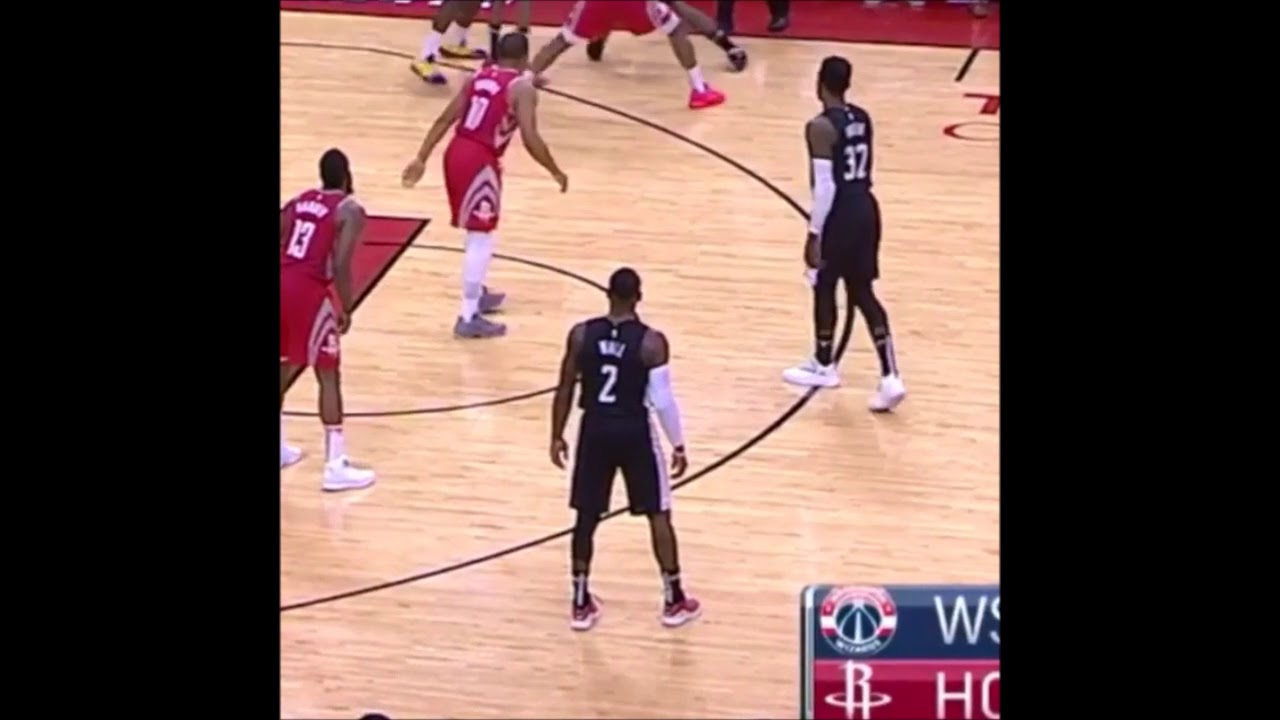 John Wall standing like a statue - YouTube
