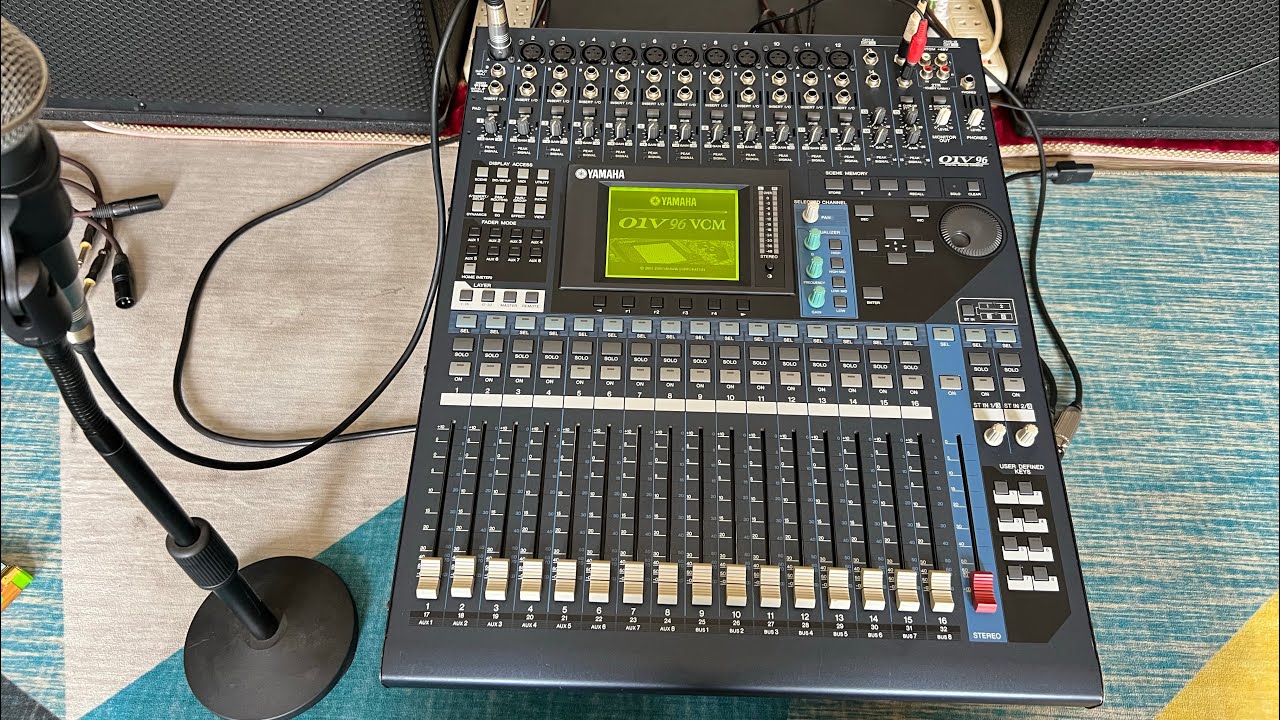 Mixer số Yamaha 01v96VCM bãi Nhật điện 230vac - YouTube