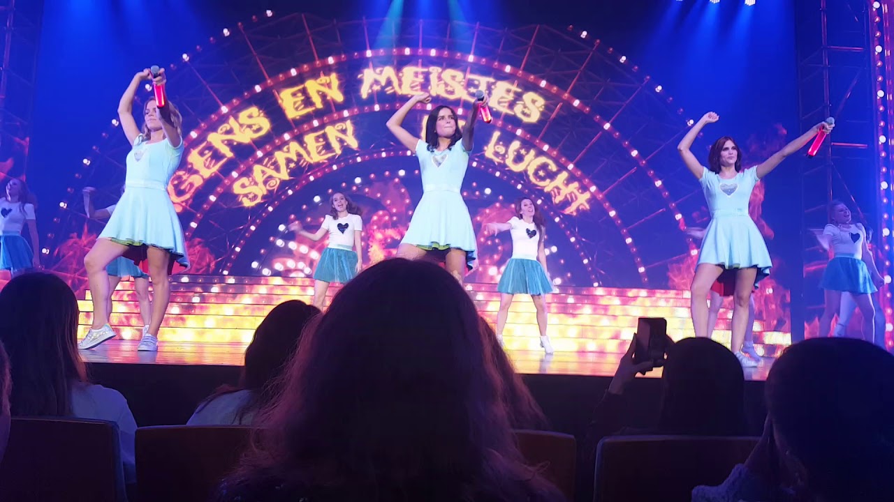 K3 Show, 11-11-2018, 1700, Eyo!/Play-o - YouTube