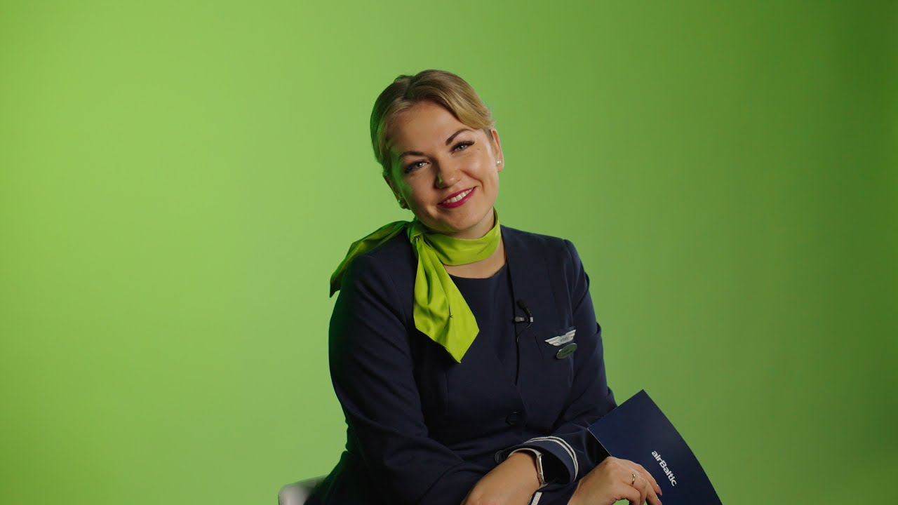 airBaltic Crew Reads Passenger Compliments 💚 - YouTube
