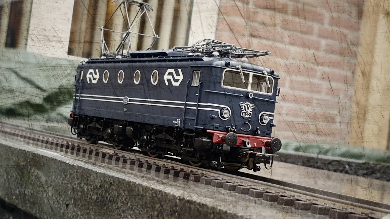 PIKO 51362 NS 1152 SOUND UNBOXING - YouTube