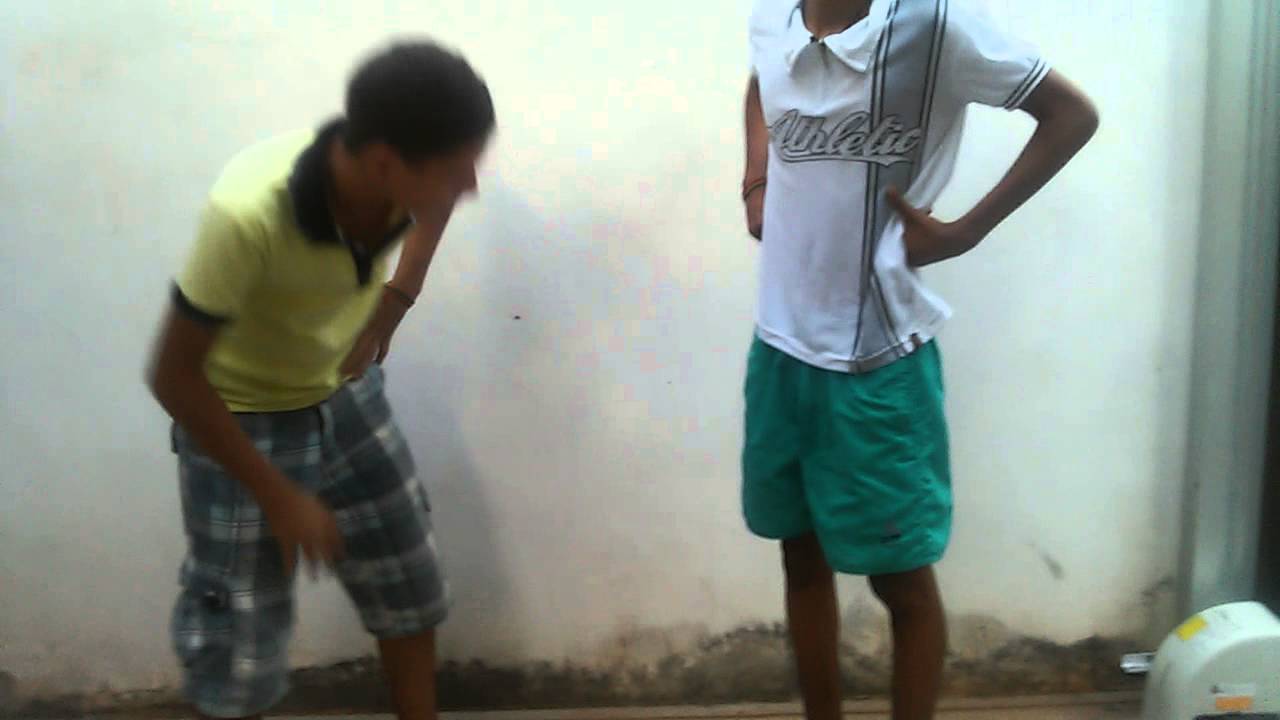 Desafio do gelo na cueca - YouTube