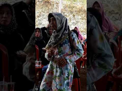 Nenek goyang hot