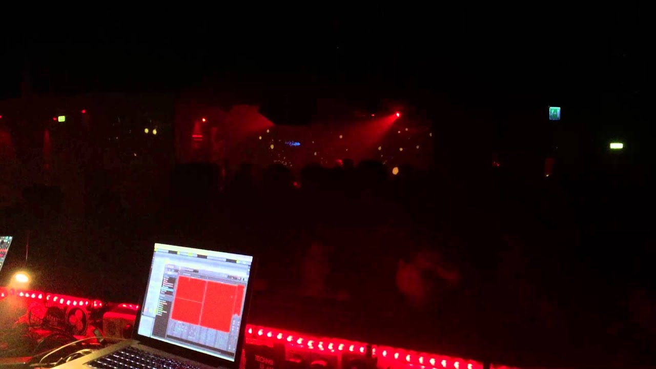 UMEK @ Lehmann Club, Stuttgart, Germany - 27.02.2016 - YouTube