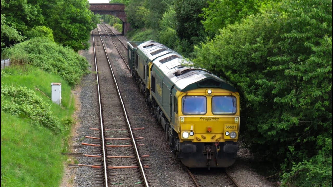 Freightliner Class 66 No's. 66621 & 66536 on 6E53 Crewe Basford Hall ...