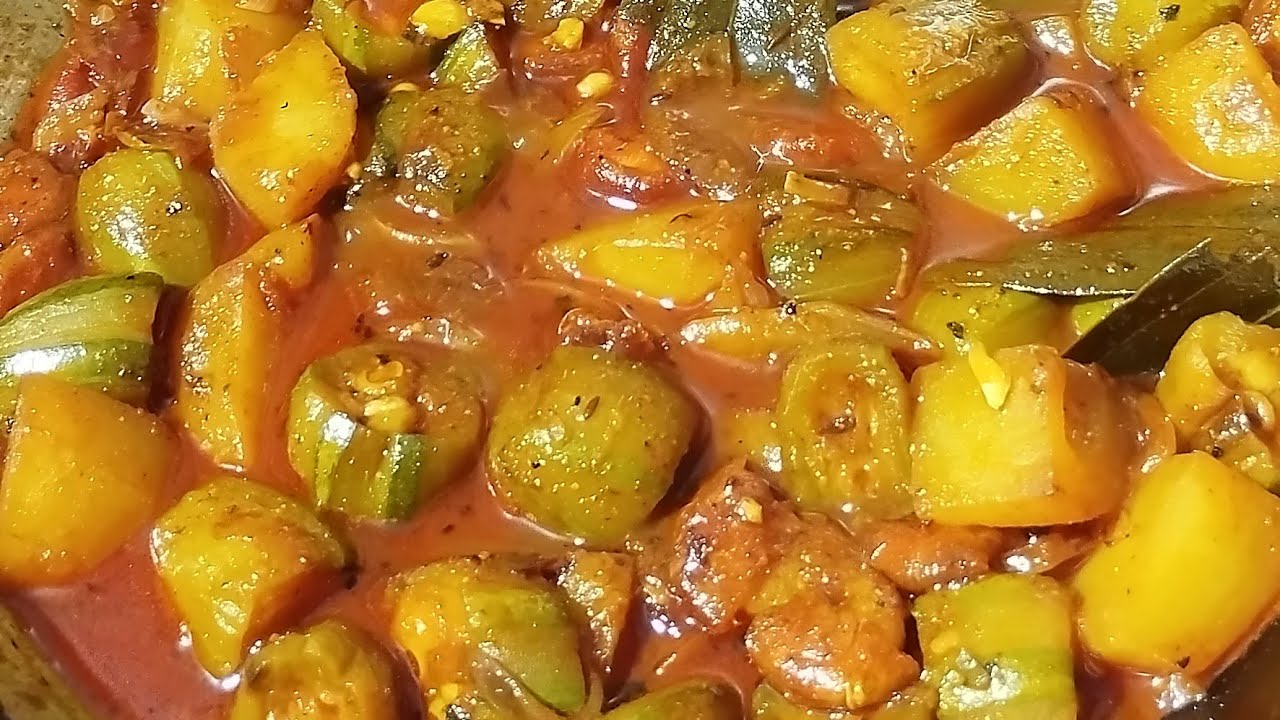 ae vabe ranna karun aloo, potol , chingri macher tarkari,,,, swade hobe ...