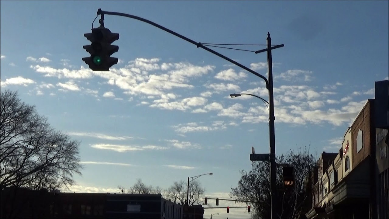 Eagle 4-way Traffic Light and a 9 inch Eagle-Flat back Pedestrian ...