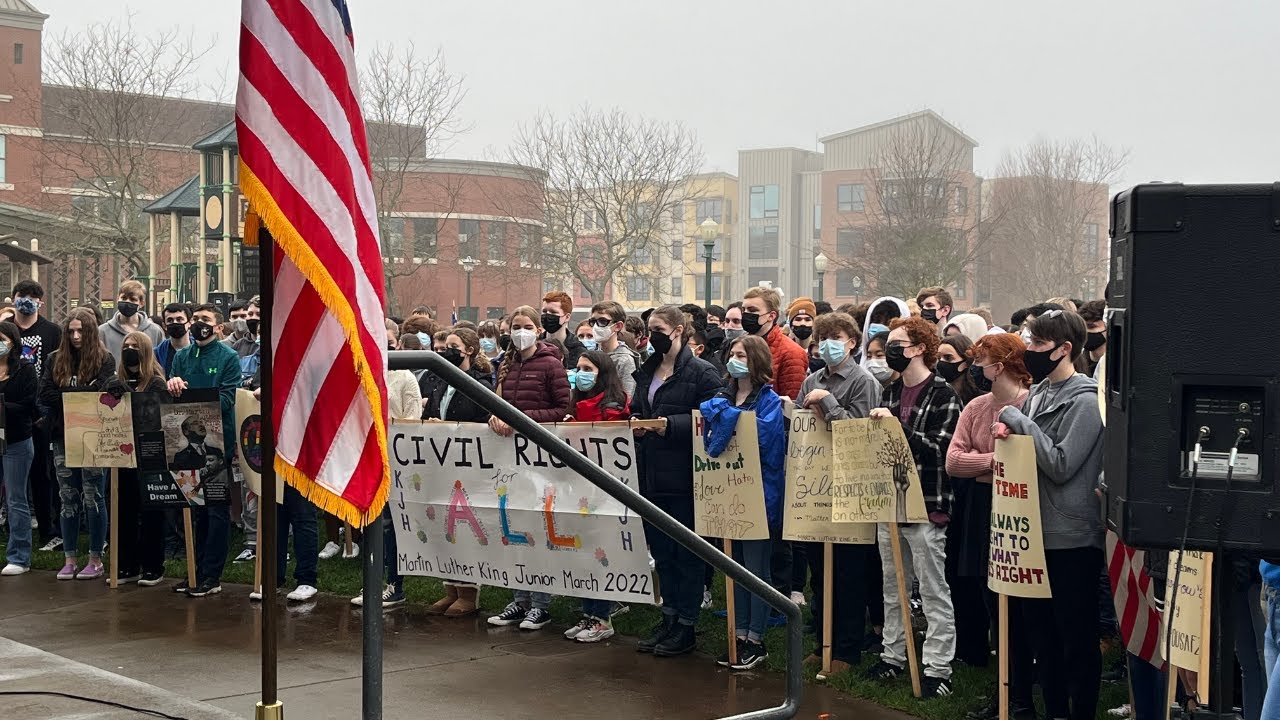 Kalles Junior High MLK Ceremony - YouTube