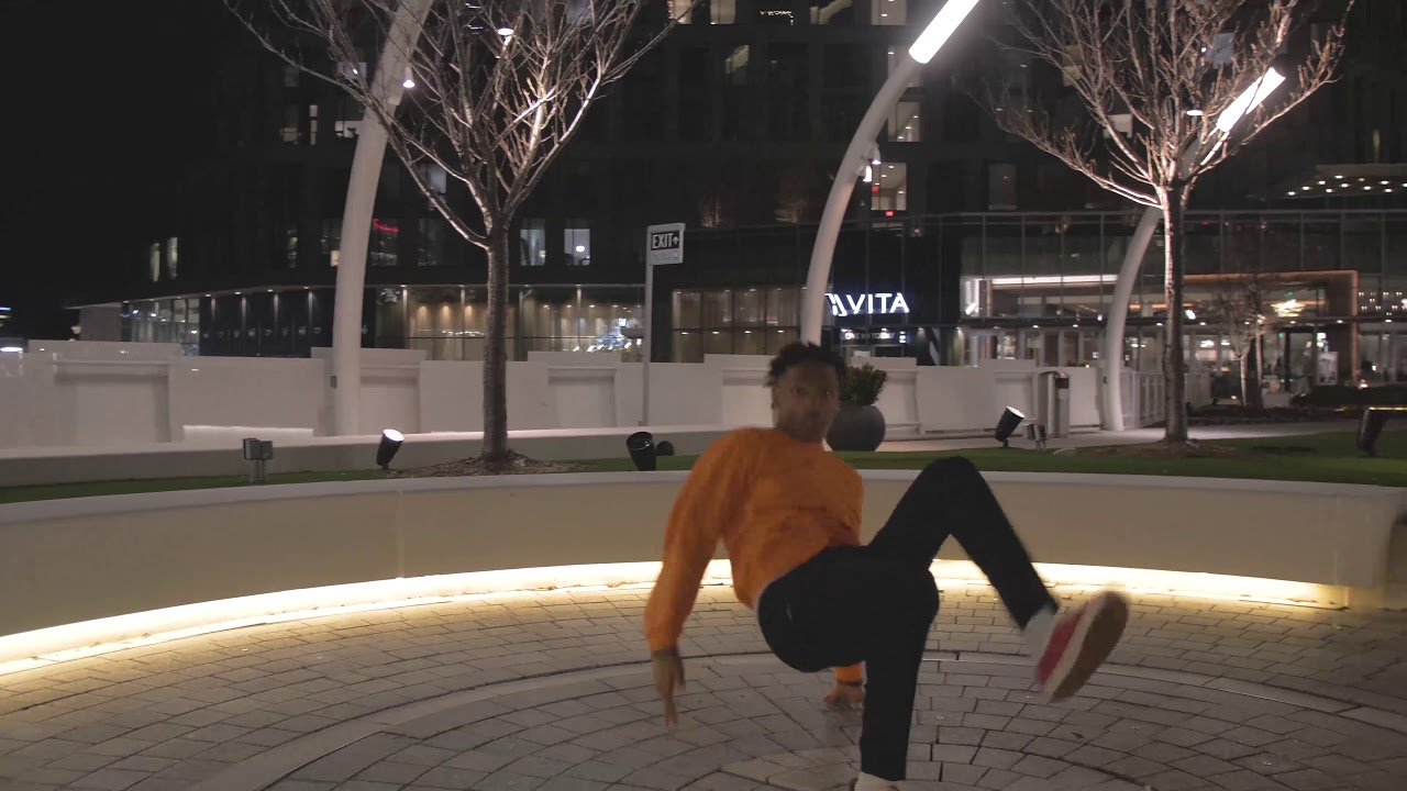 soho-hot music[ LvL official dance video] - YouTube